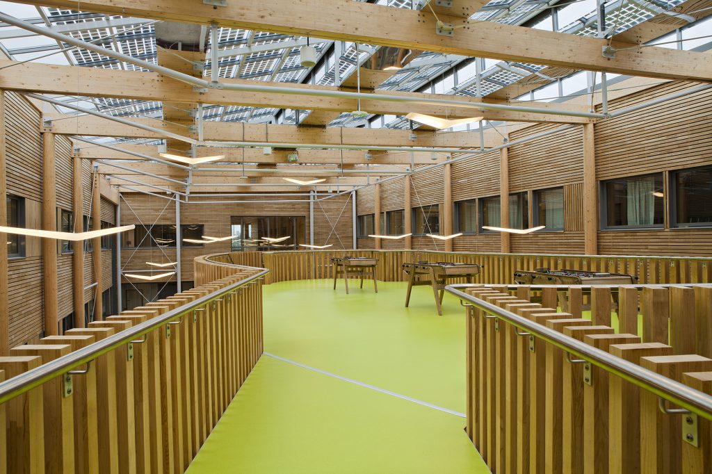 Espaces éducatifs & qualité de l'air : un lycée éco-conçu | Human Spaces