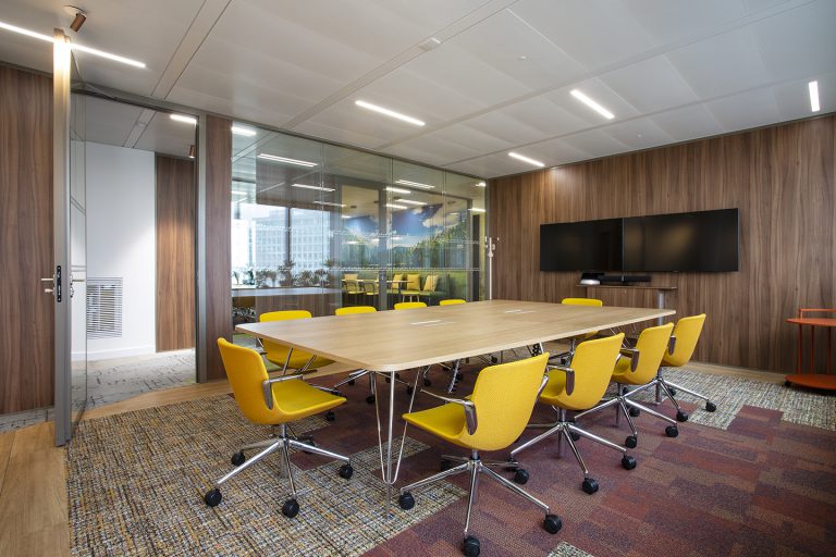 Latitude, les bureaux biophiliques de Sopra Steria à La Défense | Human ...