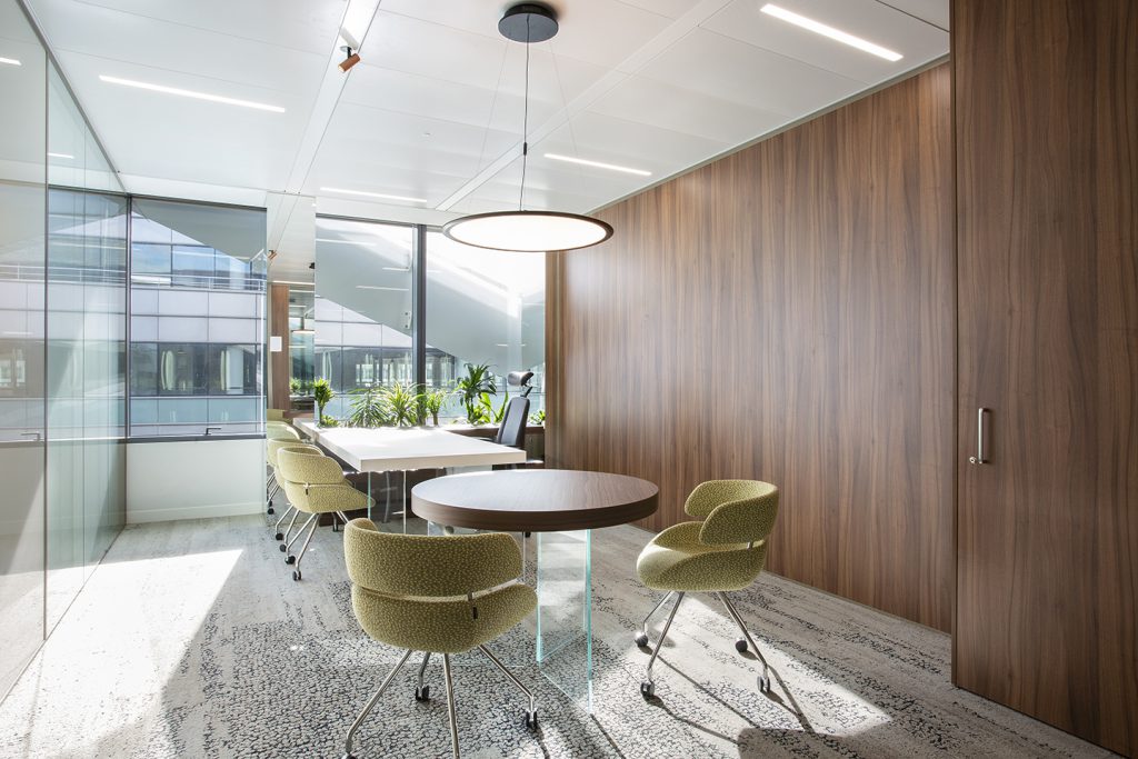 Latitude, les bureaux biophiliques de Sopra Steria à La Défense | Human ...