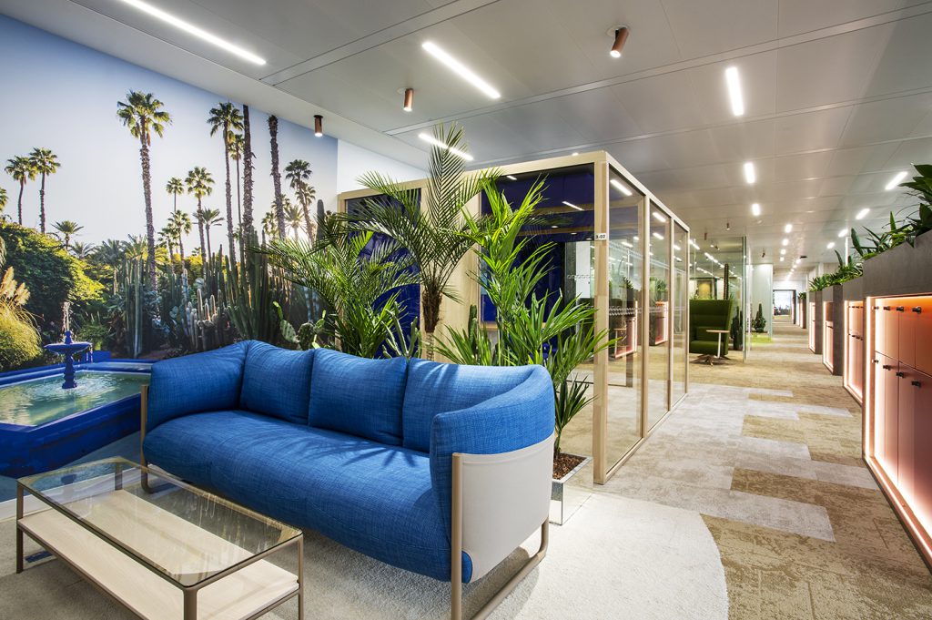 Latitude, les bureaux biophiliques de Sopra Steria à La Défense | Human ...