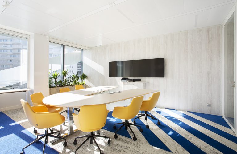 Latitude, les bureaux biophiliques de Sopra Steria à La Défense | Human ...